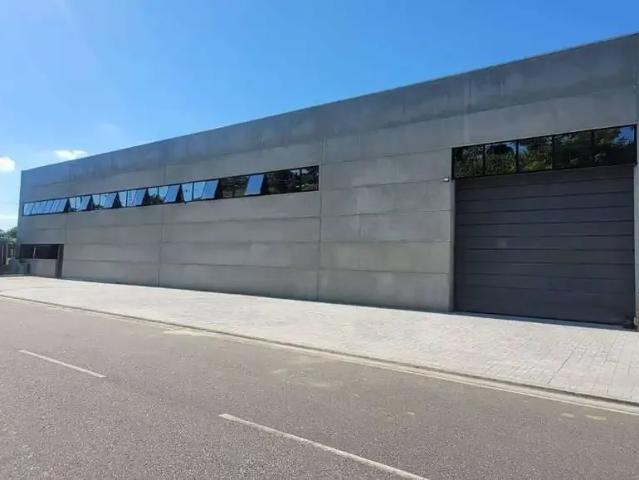 Conj. Comercial / Sala para Locação em Jacareí/SP Rio Comprido