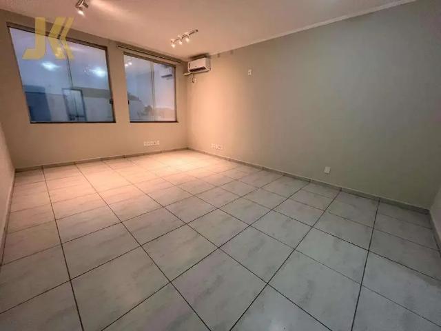 Conj. Comercial / Sala para Locação em Jaguariúna/SP Centro