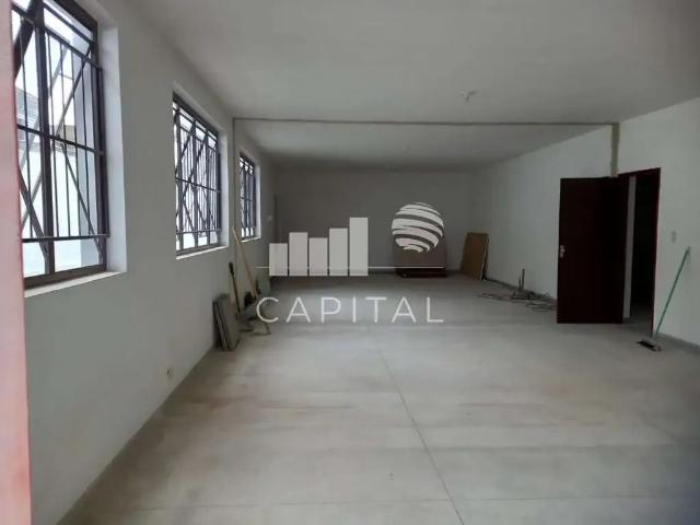 Conj. Comercial / Sala para Locação em Jandira/SP Centro