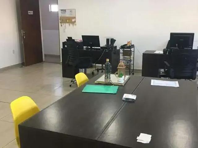 Conj. Comercial / Sala para Locação em Jandira/SP Jardim Nossa Senhora de Fátima