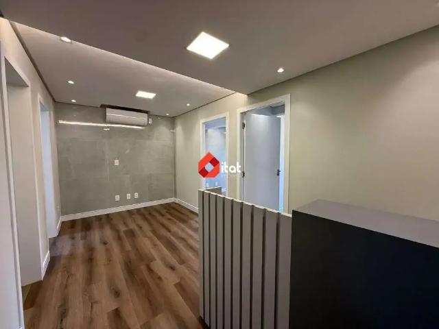 Conj. Comercial / Sala para Locação em Jaraguá do Sul/SC Centro
