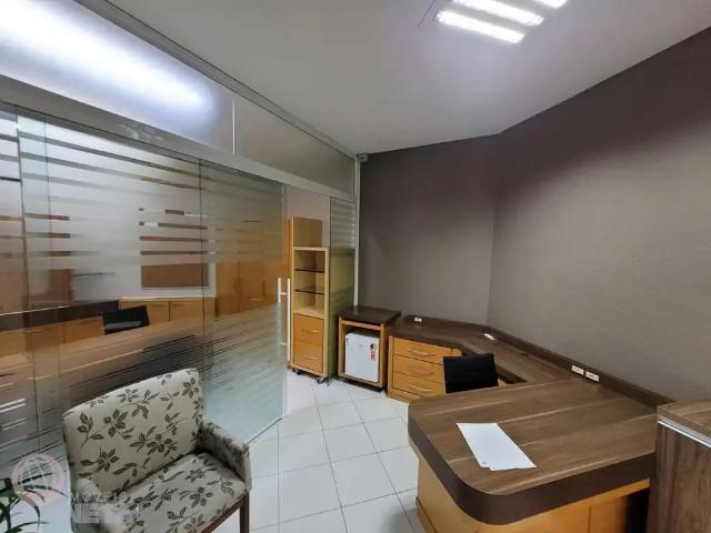 Conj. Comercial / Sala para Locação em Jaraguá do Sul/SC Centro