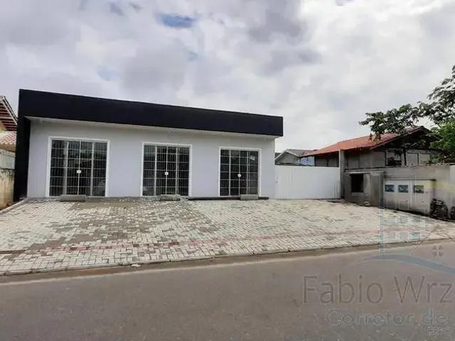 Conj. Comercial / Sala para Locação em Joinville/SC Nova Brasília