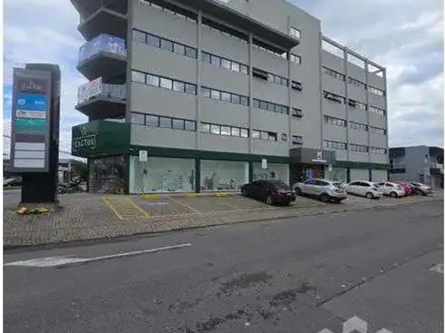 Conj. Comercial / Sala para Locação em Joinville/SC Aventureiro