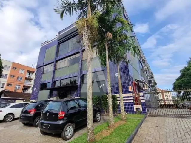 Conj. Comercial / Sala para Locação em Joinville/SC América