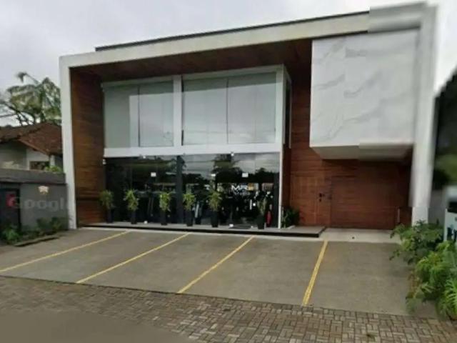 Conj. Comercial / Sala para Locação em Joinville/SC América