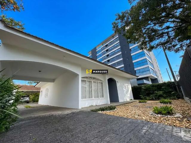 Conj. Comercial / Sala para Locação em Joinville/SC América 4 Quartos