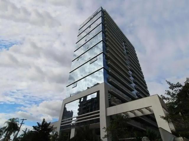 Conj. Comercial / Sala para Locação em Joinville/SC América