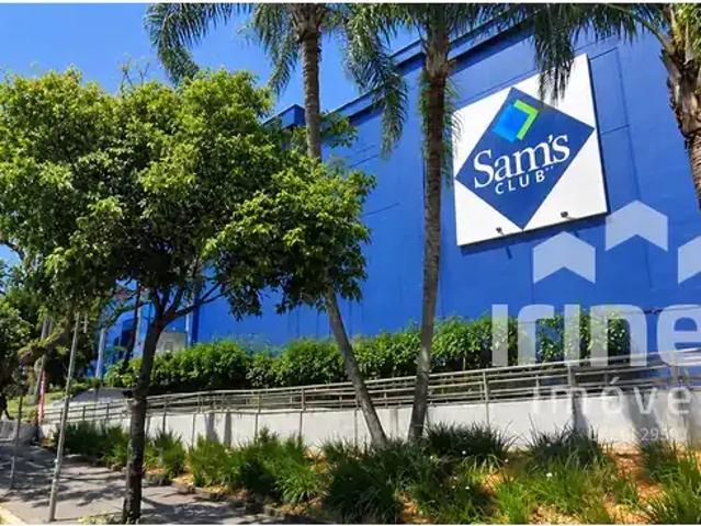 Conj. Comercial / Sala para Locação em Joinville/SC América