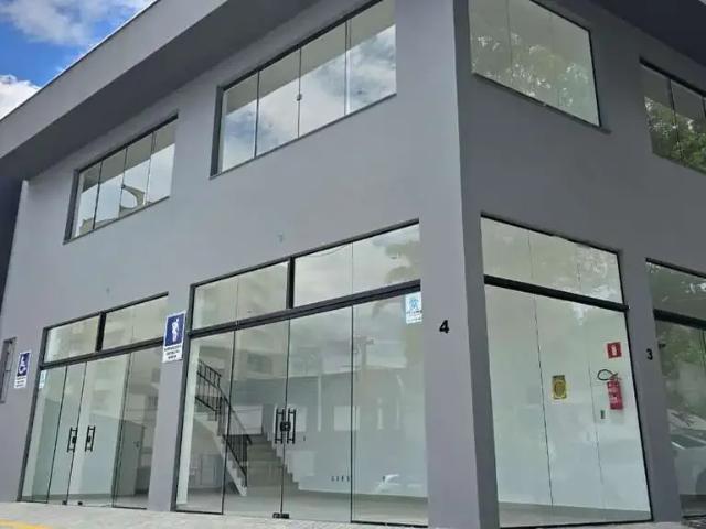 Conj. Comercial / Sala para Locação em Joinville/SC Anita Garibaldi