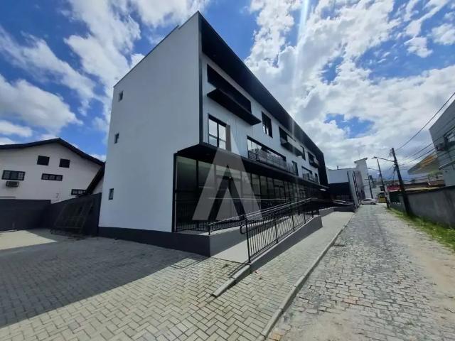 Conj. Comercial / Sala para Locação em Joinville/SC Bucarein