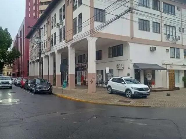 Conj. Comercial / Sala para Locação em Joinville/SC Centro