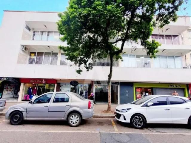 Conj. Comercial / Sala para Locação em Joinville/SC Centro