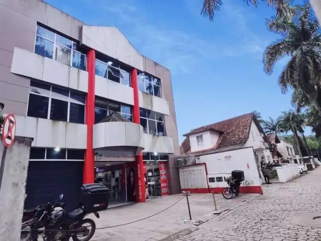 Conj. Comercial / Sala para Locação em Joinville/SC Centro