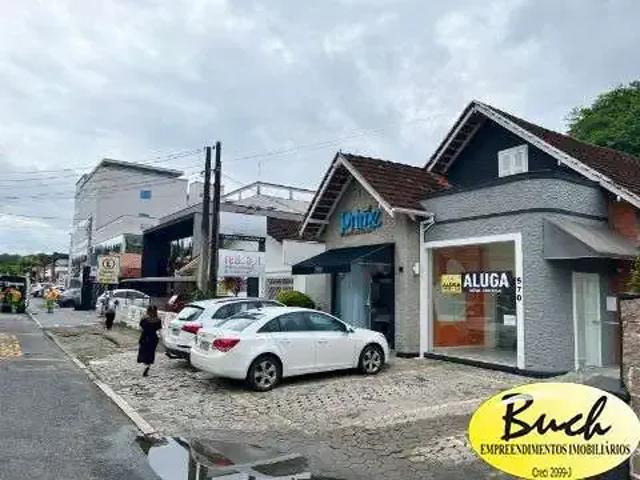 Conj. Comercial / Sala para Locação em Joinville/SC Centro