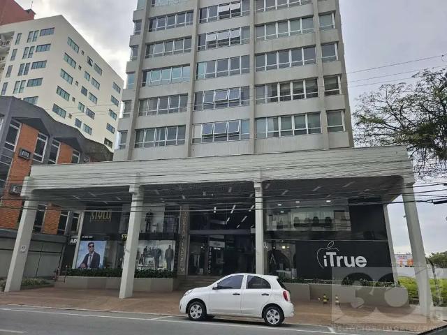 Conj. Comercial / Sala para Locação em Joinville/SC Centro