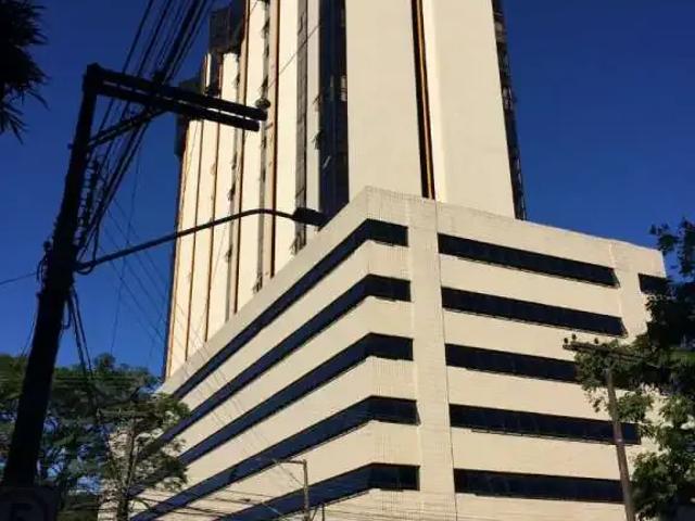 Conj. Comercial / Sala para Locação em Joinville/SC Centro