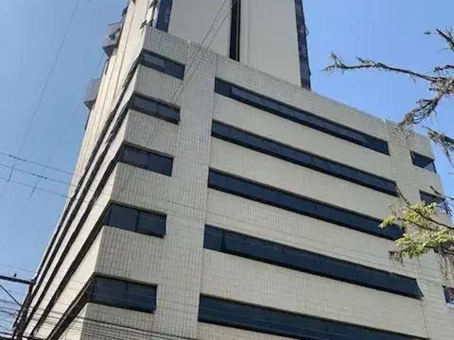 Conj. Comercial / Sala para Locação em Joinville/SC Centro