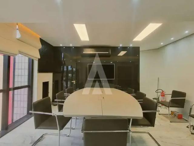 Conj. Comercial / Sala para Locação em Joinville/SC Centro