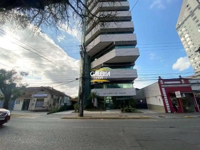 Conj. Comercial / Sala para Locação em Joinville/SC Centro