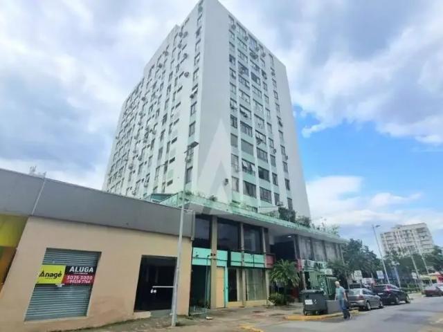 Conj. Comercial / Sala para Locação em Joinville/SC Centro