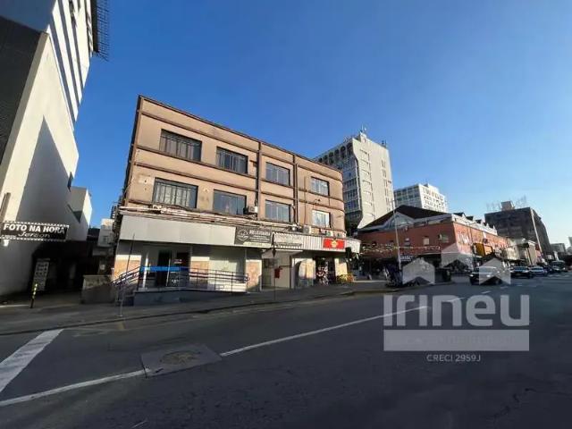 Conj. Comercial / Sala para Locação em Joinville/SC Centro