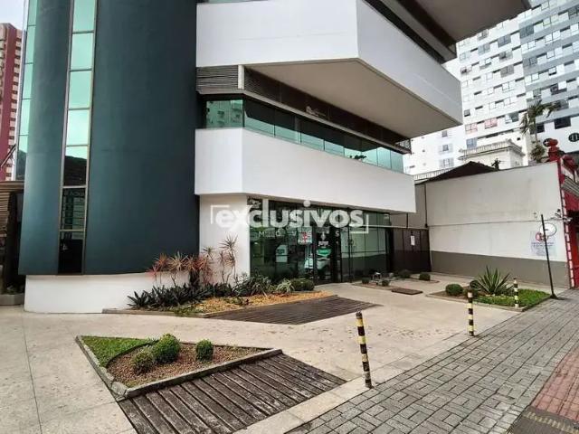 Conj. Comercial / Sala para Locação em Joinville/SC Centro