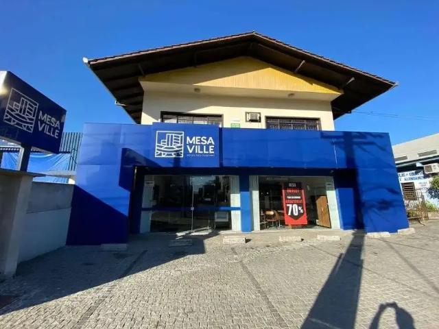 Conj. Comercial / Sala para Locação em Joinville/SC Floresta 5 Quartos