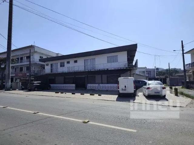 Conj. Comercial / Sala para Locação em Joinville/SC Iririú