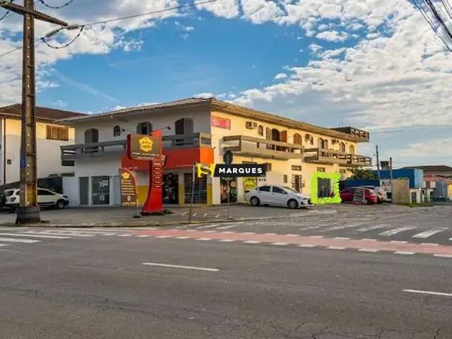 Conj. Comercial / Sala para Locação em Joinville/SC Iririú