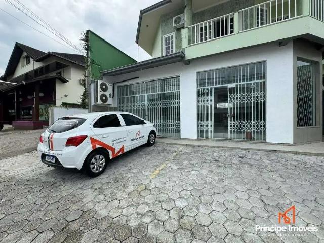 Conj. Comercial / Sala para Locação em Joinville/SC Iririú