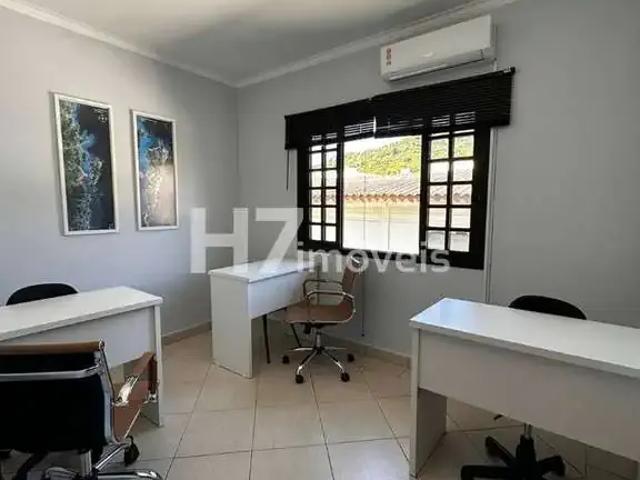 Conj. Comercial / Sala para Locação em Joinville/SC Saguaçu
