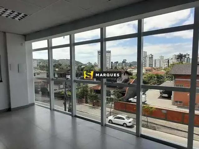 Conj. Comercial / Sala para Locação em Joinville/SC Santo Antônio