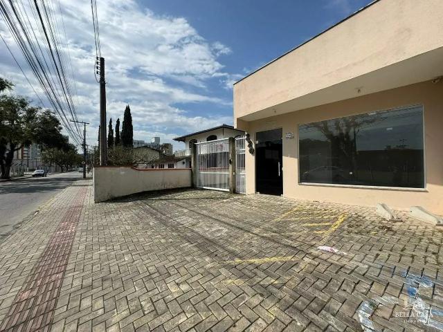 Conj. Comercial / Sala para Locação em Joinville/SC Santo Antônio