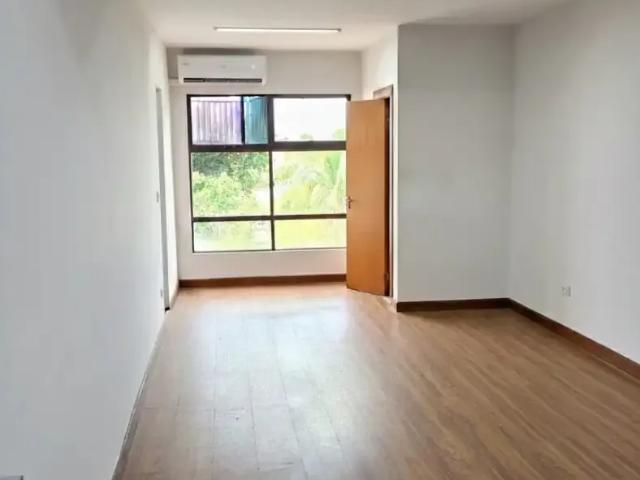Conj. Comercial / Sala para Locação em Lauro de Freitas/BA Centro