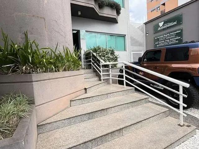 Conj. Comercial / Sala para Locação em Limeira/SP Centro