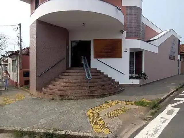 Conj. Comercial / Sala para Locação em Limeira/SP Centro