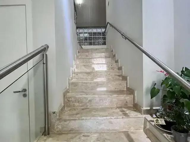 Conj. Comercial / Sala para Locação em Limeira/SP Centro