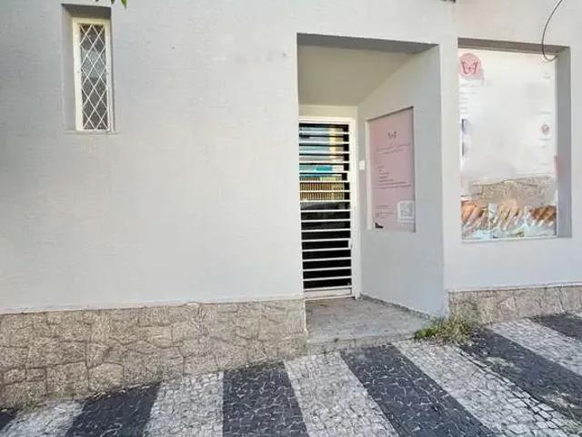 Conj. Comercial / Sala para Locação em Limeira/SP Centro