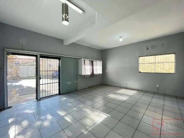 Conj. Comercial / Sala para Locação em Limeira/SP Centro