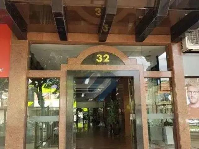 Conj. Comercial / Sala para Locação em Londrina/PR Centro 1 Quartos