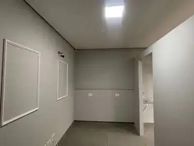 Conj. Comercial / Sala para Locação em Londrina/PR Centro