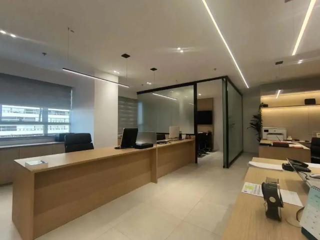 Conj. Comercial / Sala para Locação em Londrina/PR Gleba Palhano