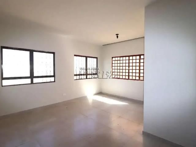 Conj. Comercial / Sala para Locação em Londrina/PR Vila Casoni