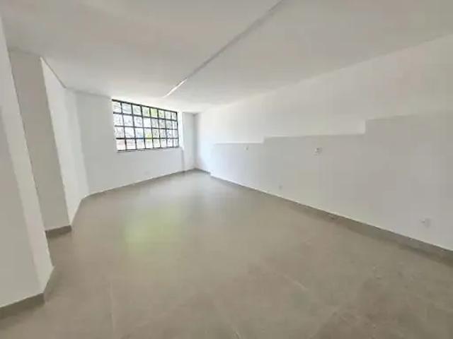 Conj. Comercial / Sala para Locação em Louveira/SP Vila Bossi