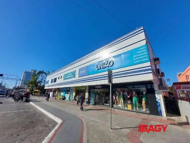 Conj. Comercial / Sala para Locação em Palhoça/SC Centro