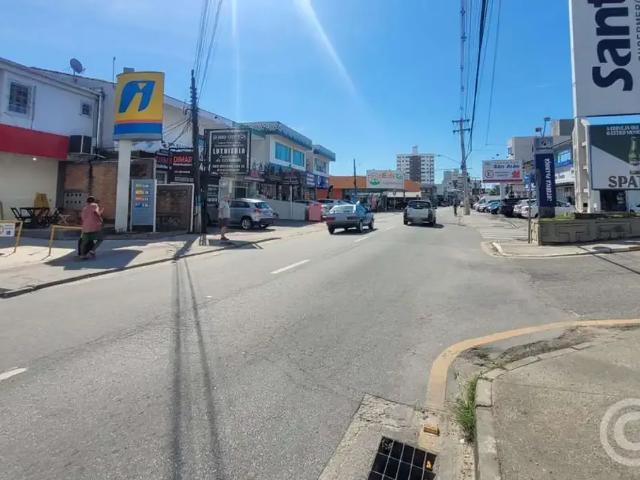 Conj. Comercial / Sala para Locação em Palhoça/SC Centro