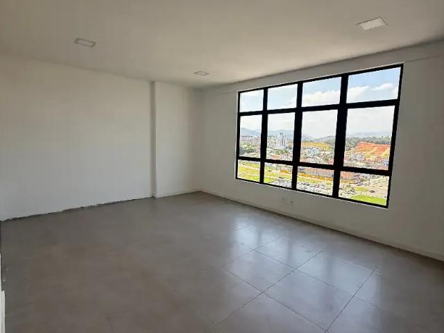 Conj. Comercial / Sala para Locação em Palhoça/SC Pagani