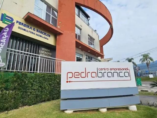 Conj. Comercial / Sala para Locação em Palhoça/SC Pedra Branca