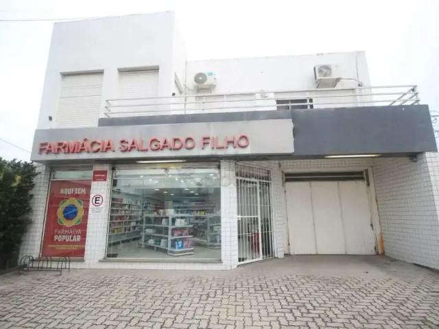 Conj. Comercial / Sala para Locação em Pelotas/RS Três Vendas 2 Quartos